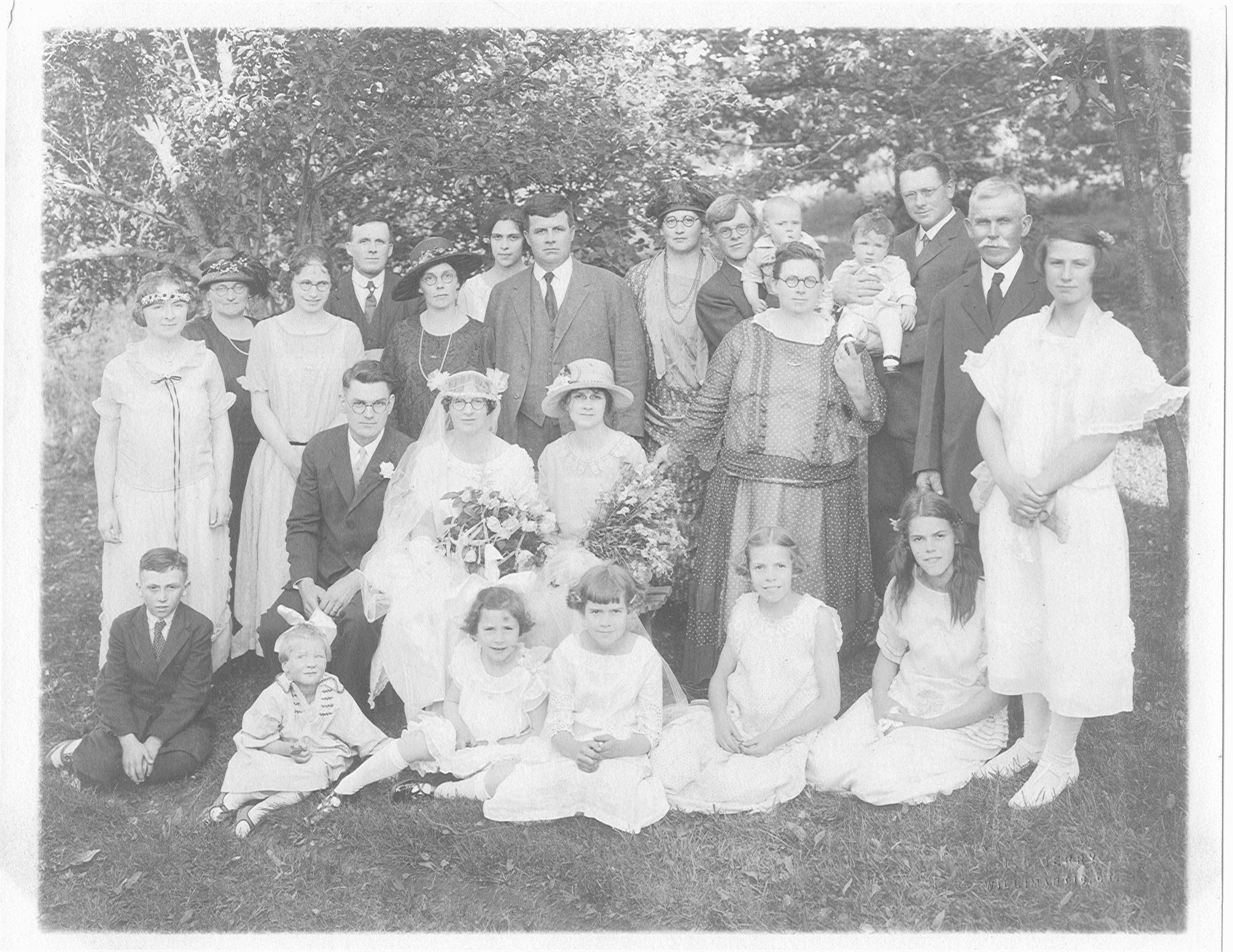 Joseph and Evelyn (Pearl) Estabrooks Wedding – The Pearls of Hampton